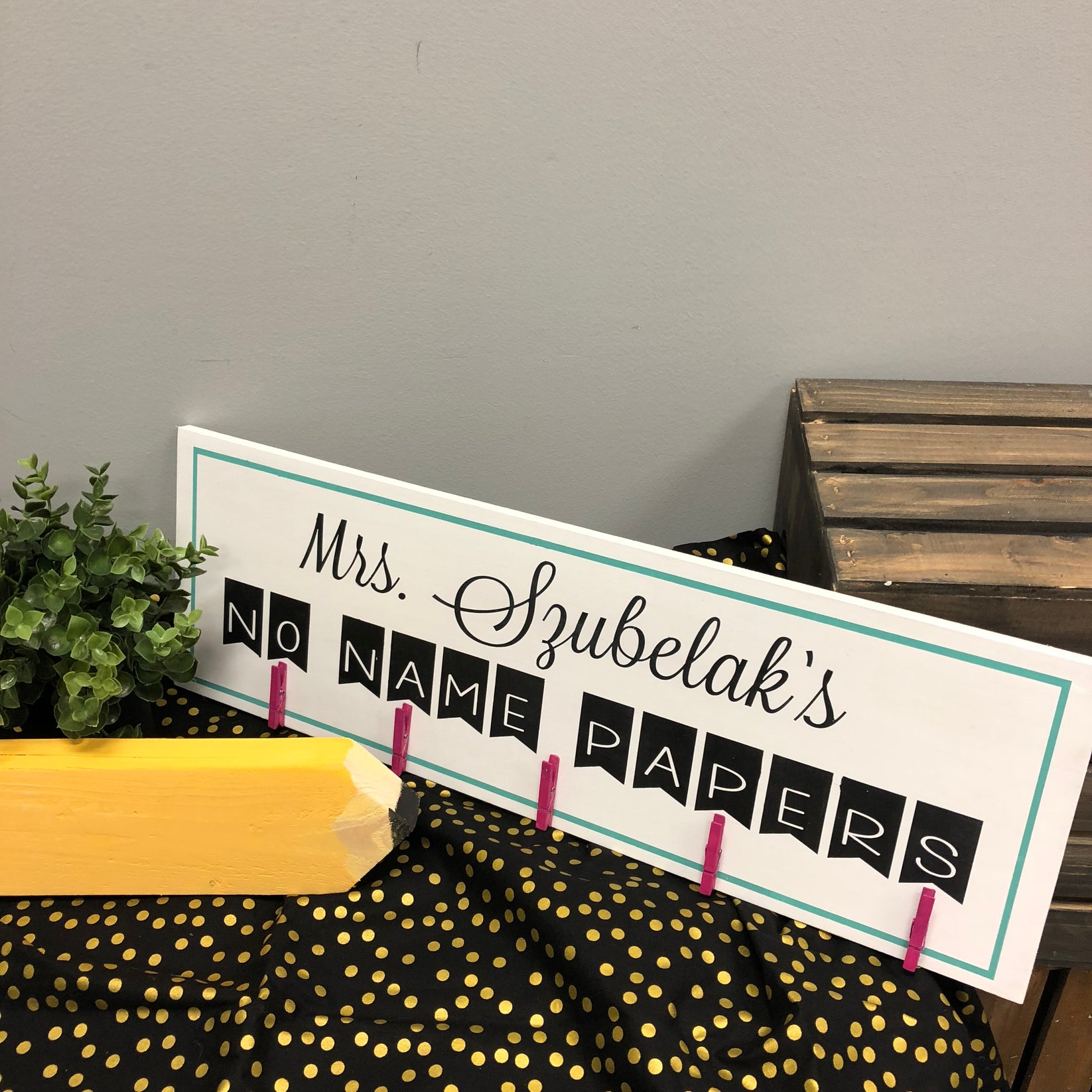 No Name Papers: Plank Design A5670N – Painted Pallet Studio